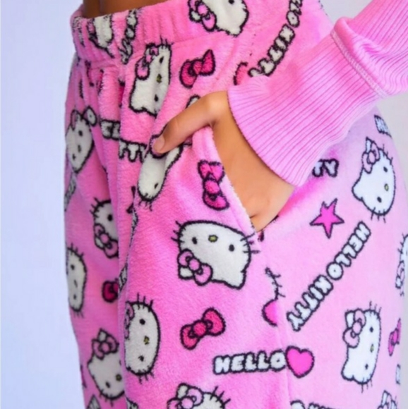 Hello Kitty | Intimates & Sleepwear | Hello Kitty Pajama Pants | Poshmark